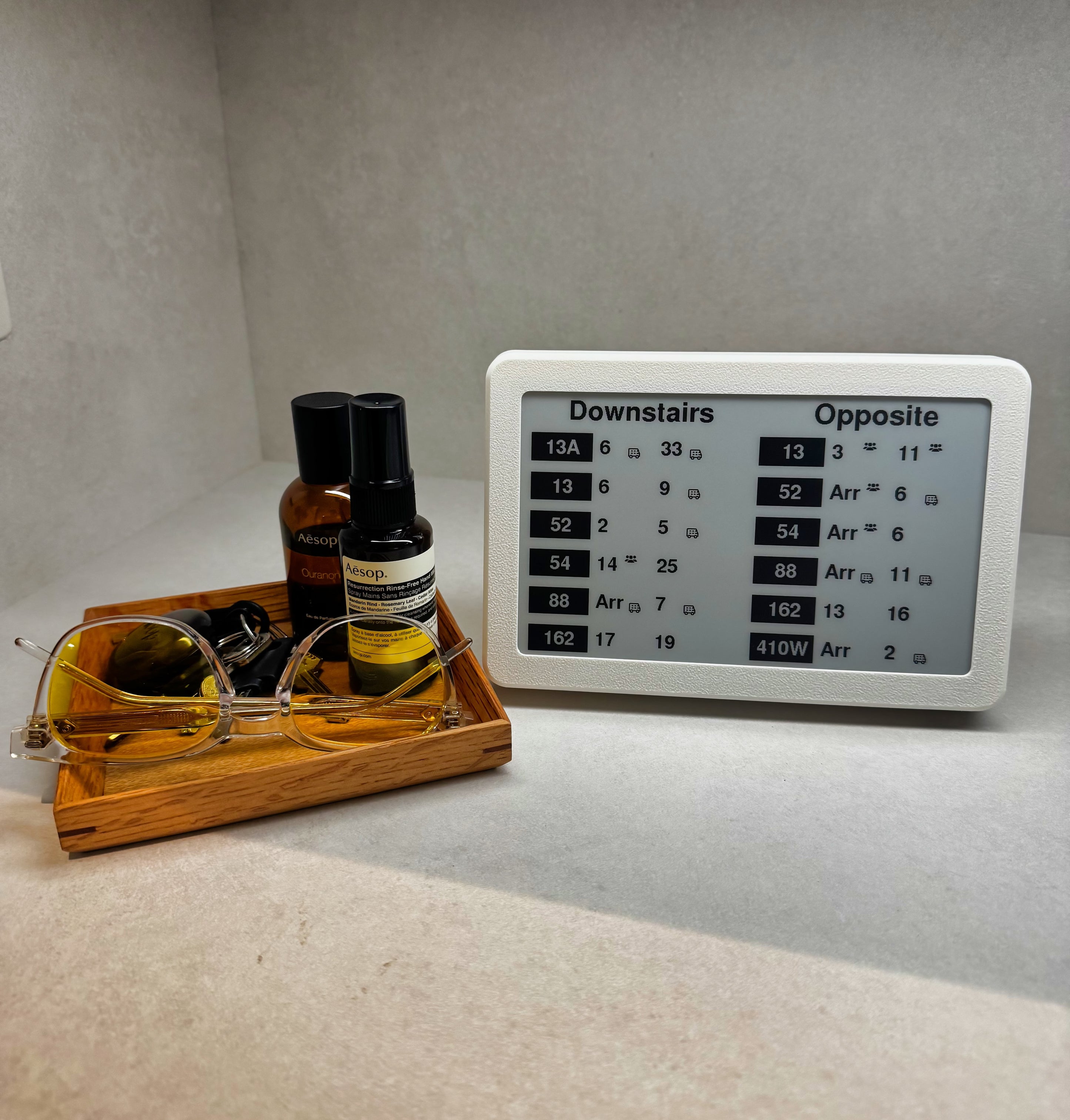 Bus Aunty – Real-Time Bus Arrival Display for Singapore Homes