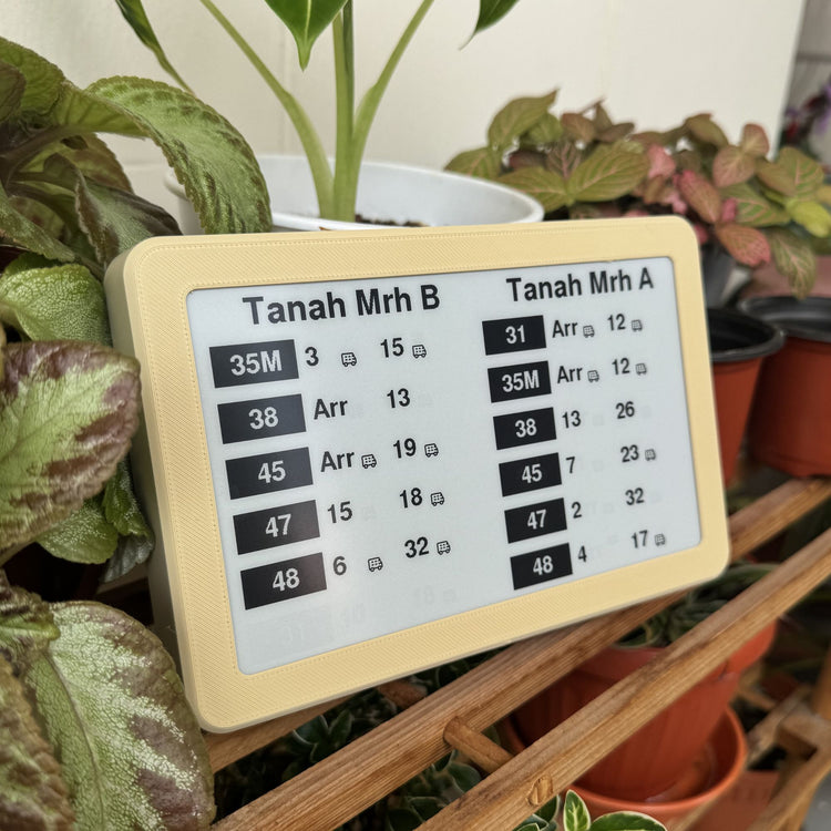 Bus Aunty – Real-Time Bus Arrival Display for Singapore Homes