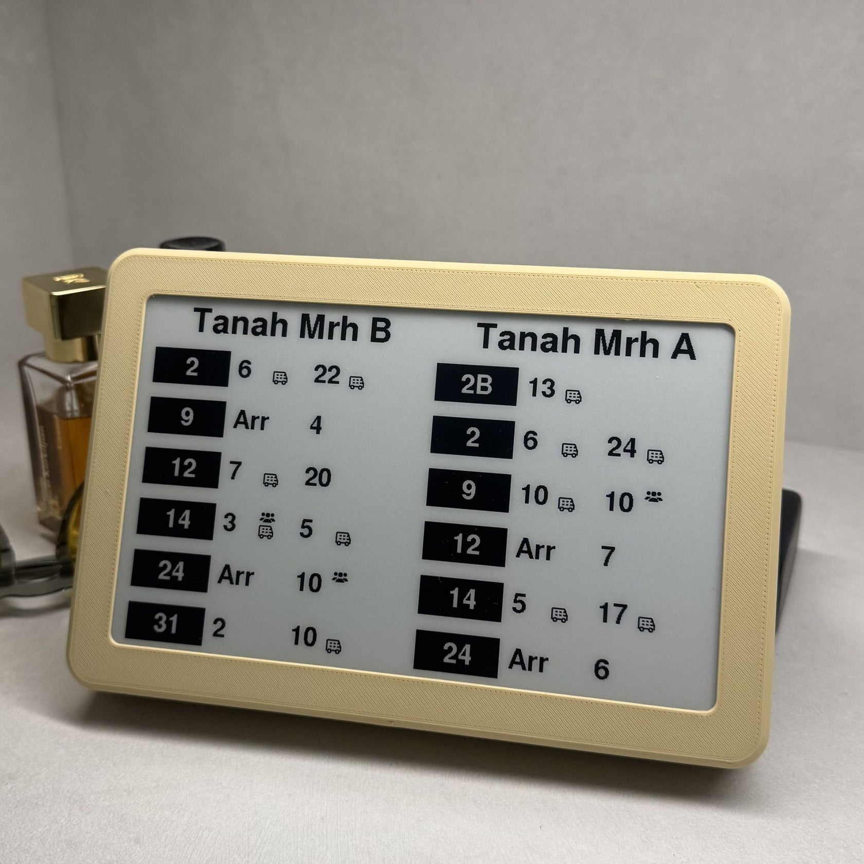 Bus Aunty – Real-Time Bus Arrival Display for Singapore Homes
